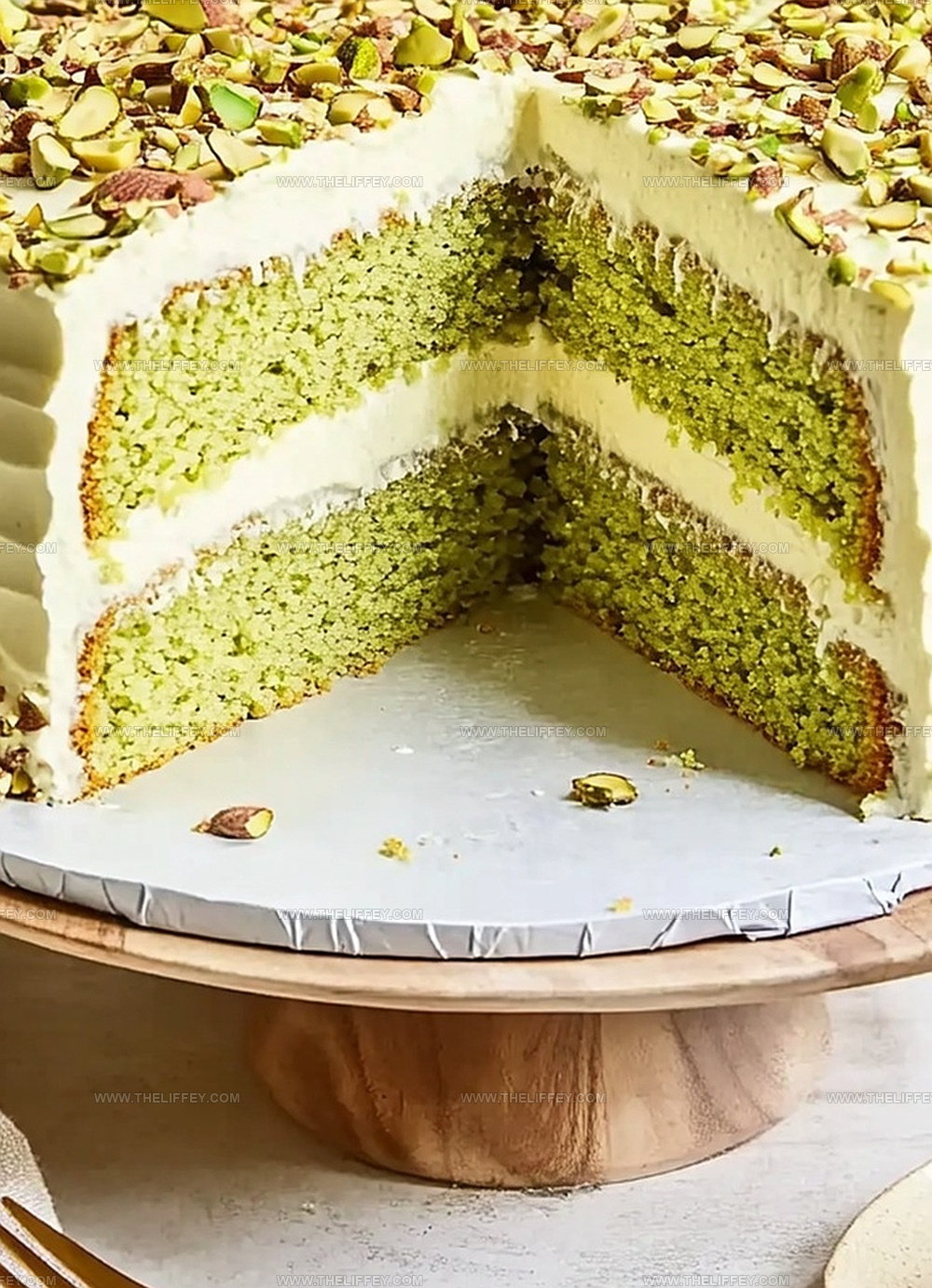 The Perfect Pistachio Cream Cake Recipe for Sweet Nutty Delight - The ...